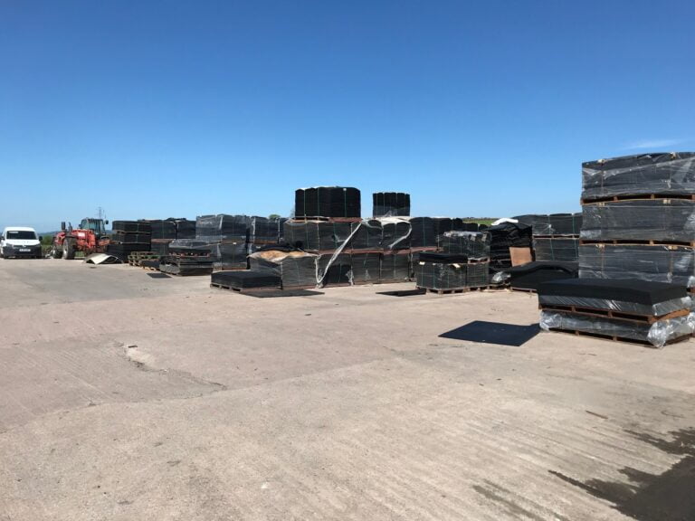 About Us and Our Service - Quattro Products