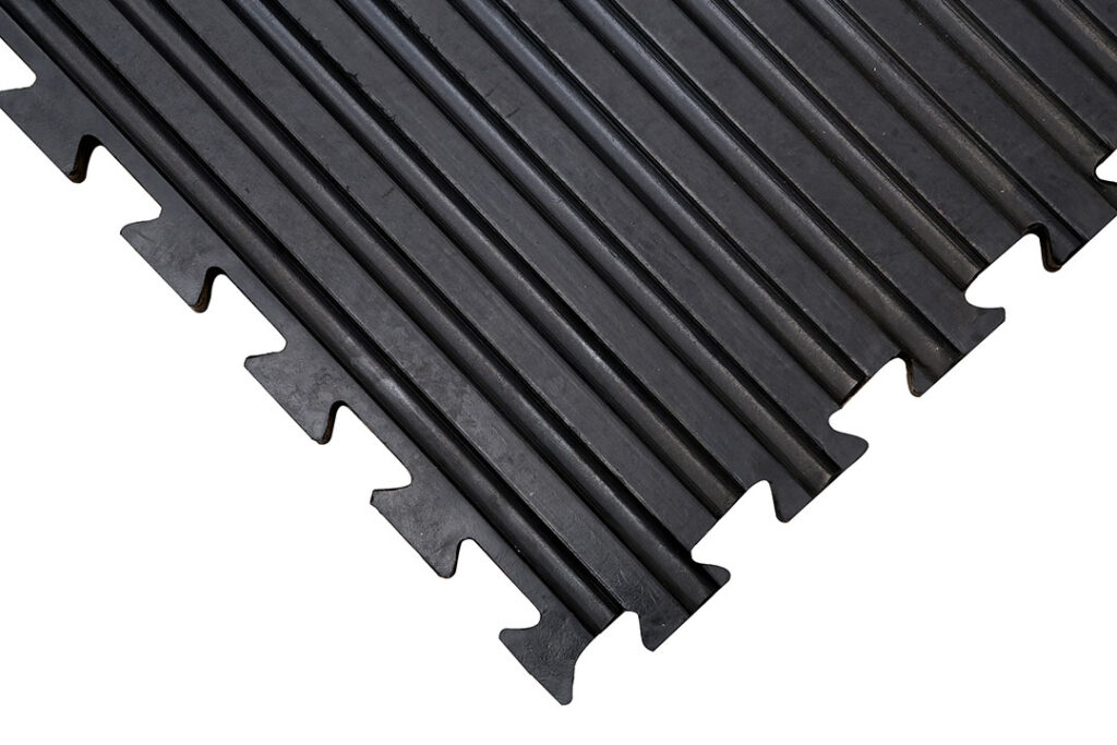 20mm Interlocking Rubber Stable Mats - Quattro Products Limited